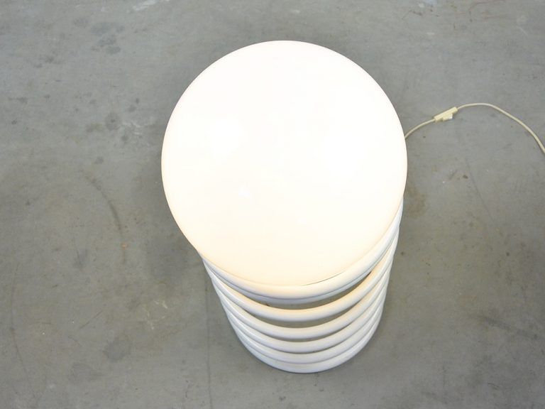 Spring | Spiral lamp | Space age - IDEO Design